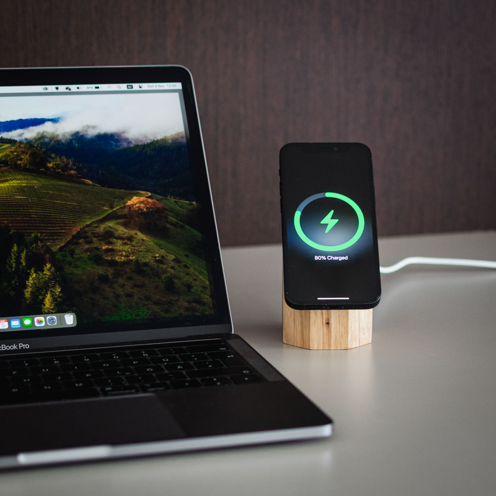 Wooden MagSafe Qi2 25W Wireless Charger for iPhone, Android